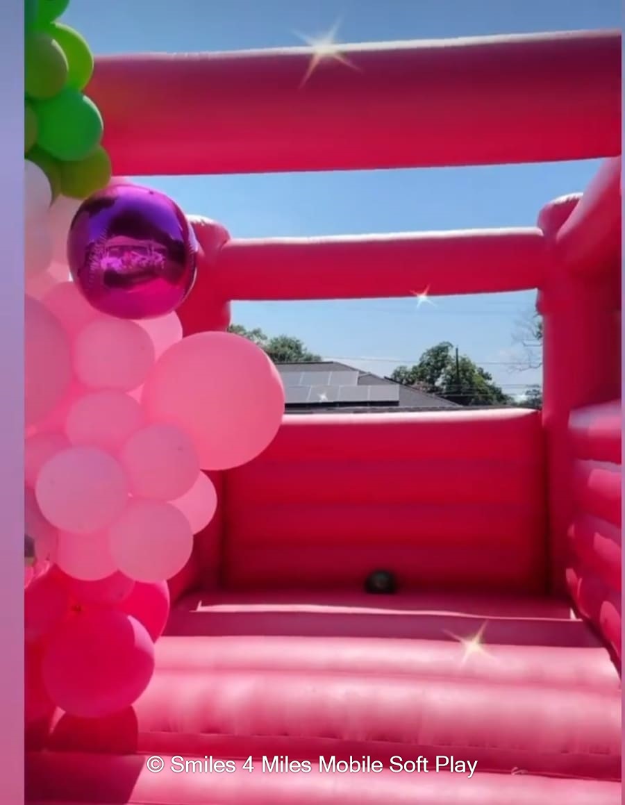 Modern Pink Bounce House - Soft Play Café in Houston, Texas | Smiles 4 ...